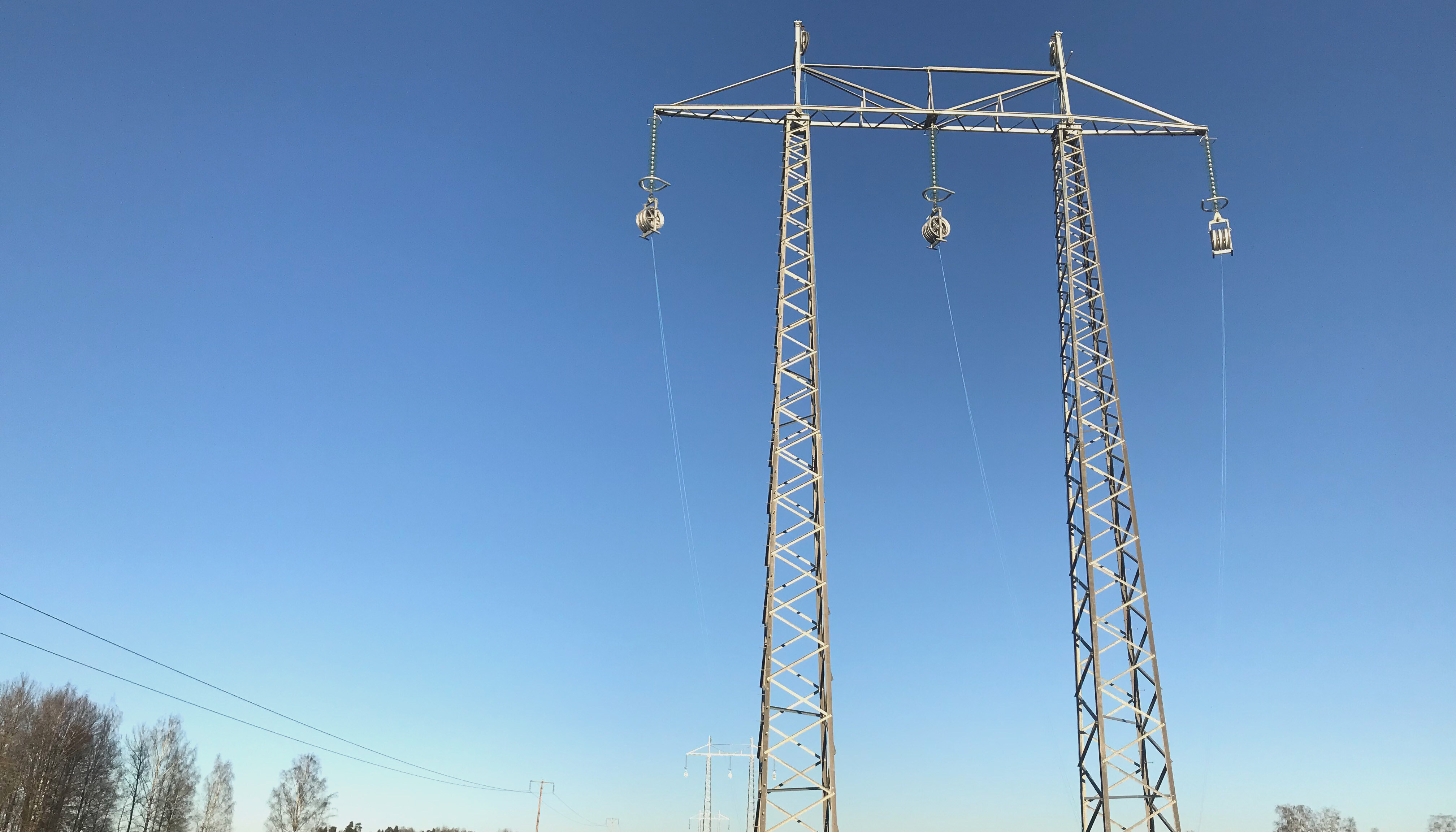 Ny 400 kV-ledning förstärker elnätet i Örebroområdet